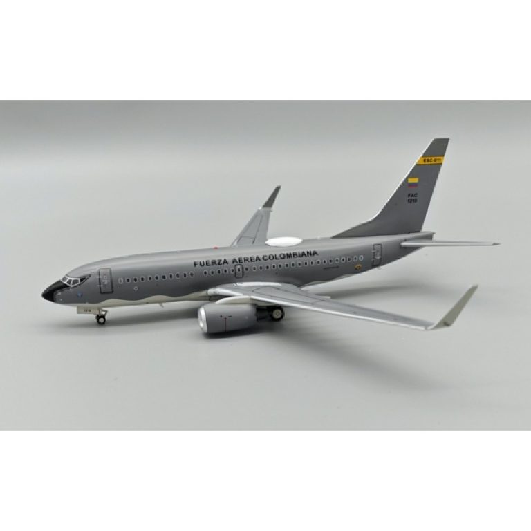 IF737COL1219 InFlight Colombia - Air Force Boeing 737-732 FAC1219